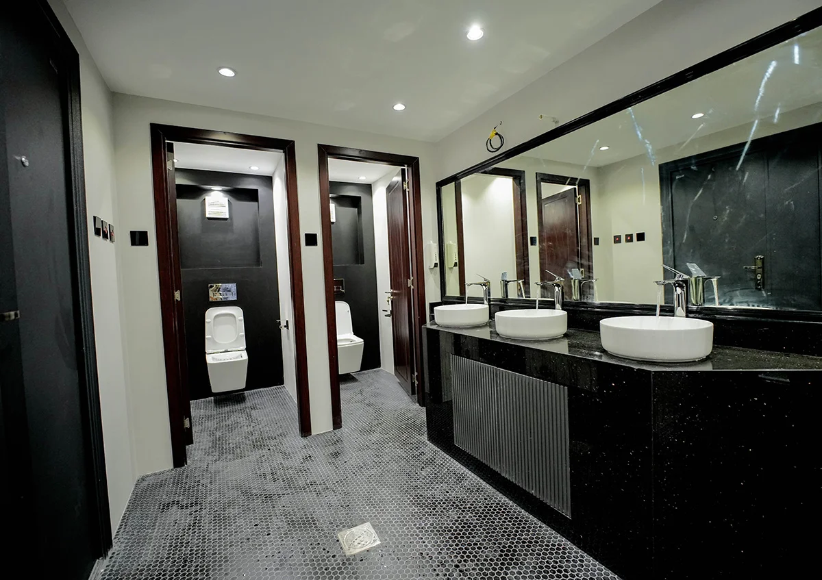 VIP Container Toilets UAE | Alfares International Tents